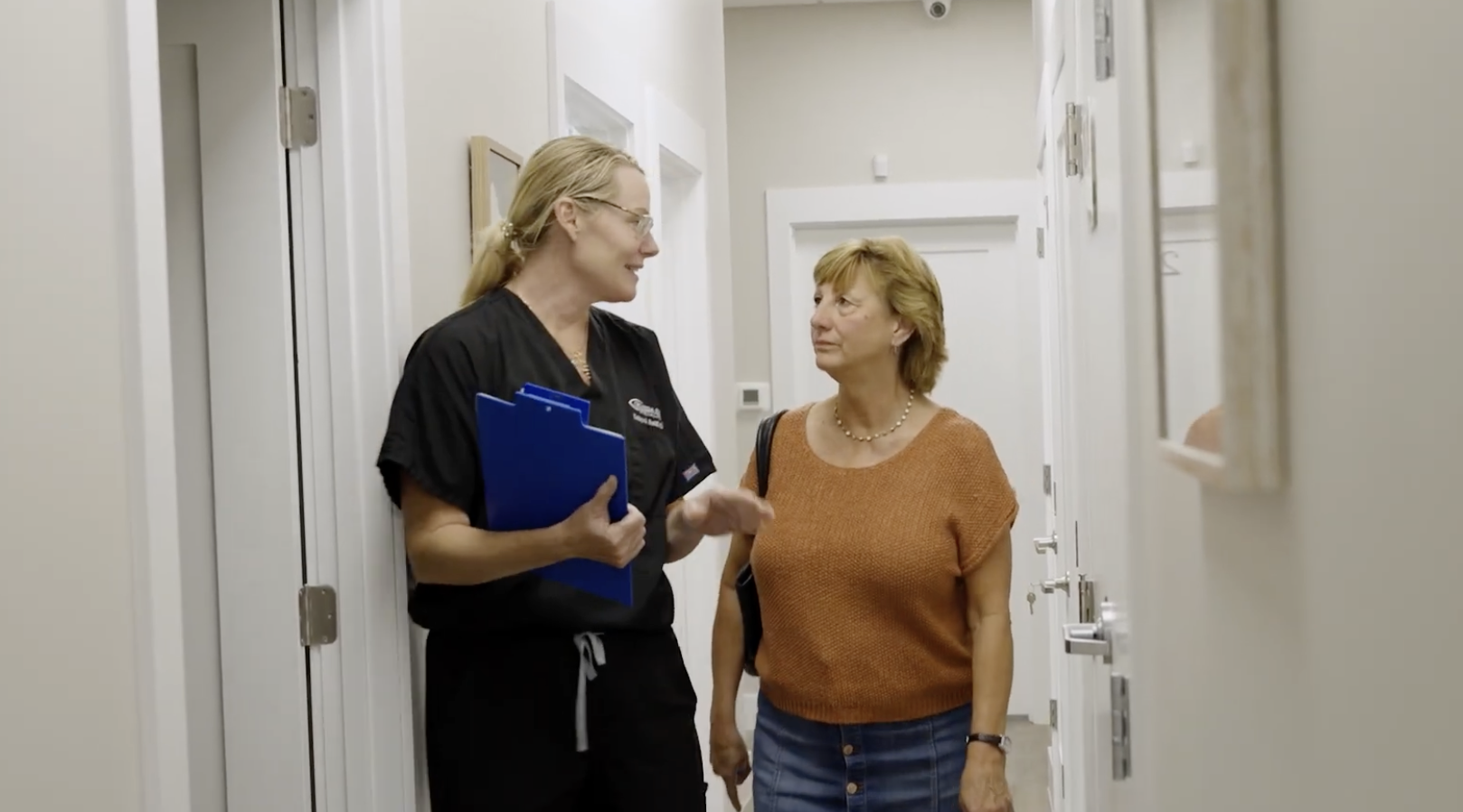 Kathy’s Cataract Surgery Story: Clear Vision with the PanOptix® Lens